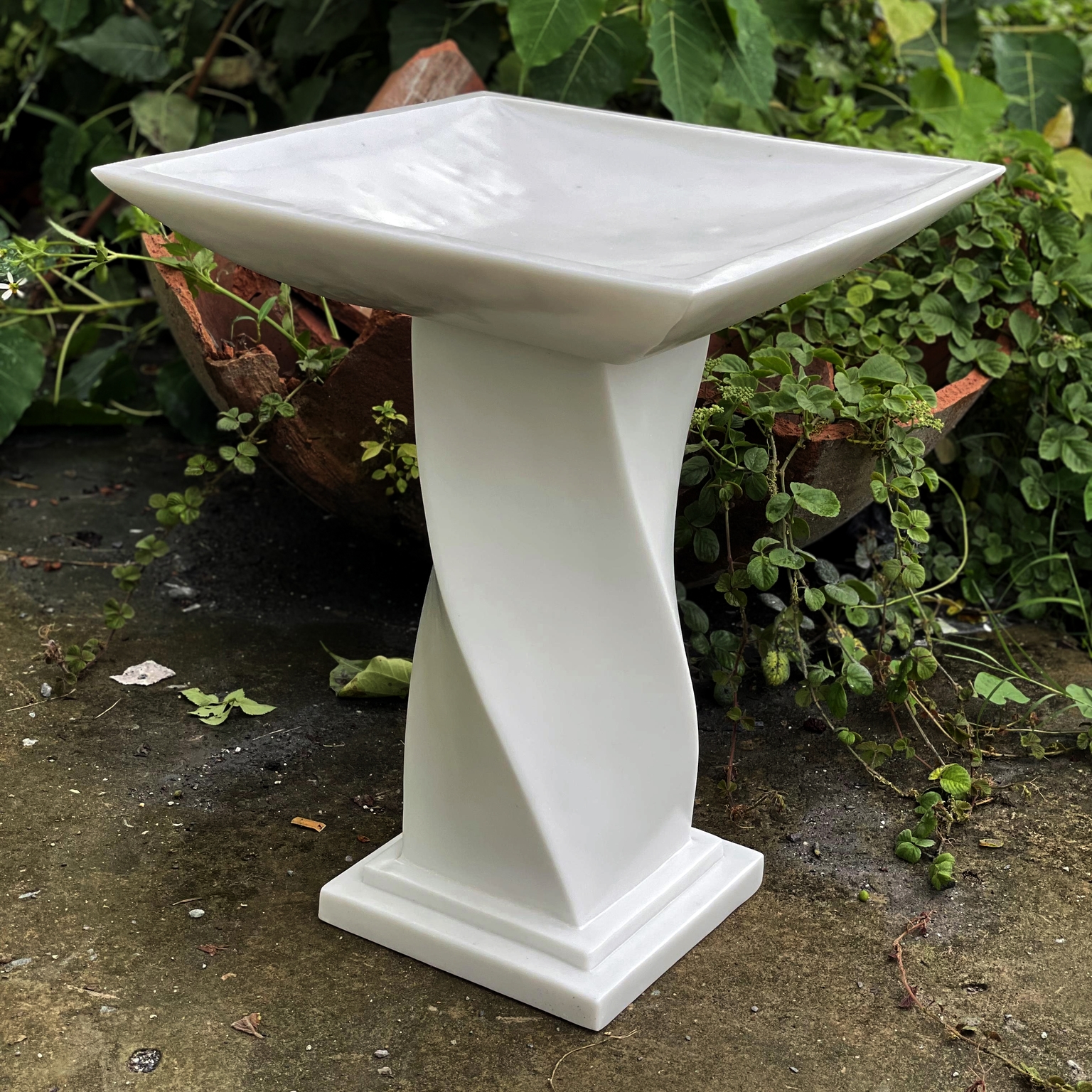 Contemporary Bird Bath Uk