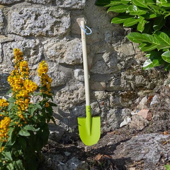 Kids Garden Spade - Stewarts Garden Centre
